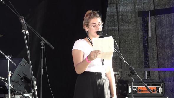 Mediathek Hessen - MUF 2019: Poetry Slam, Finale - Laura Paloma vs ...